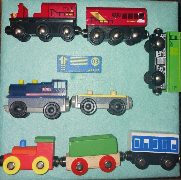 Toys ''R'' Us | Toys | Early 200s Wooden Train Set With Colorful ...
